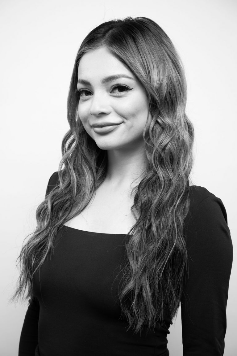 Stephanie Ramirez – Lunatic Fringe